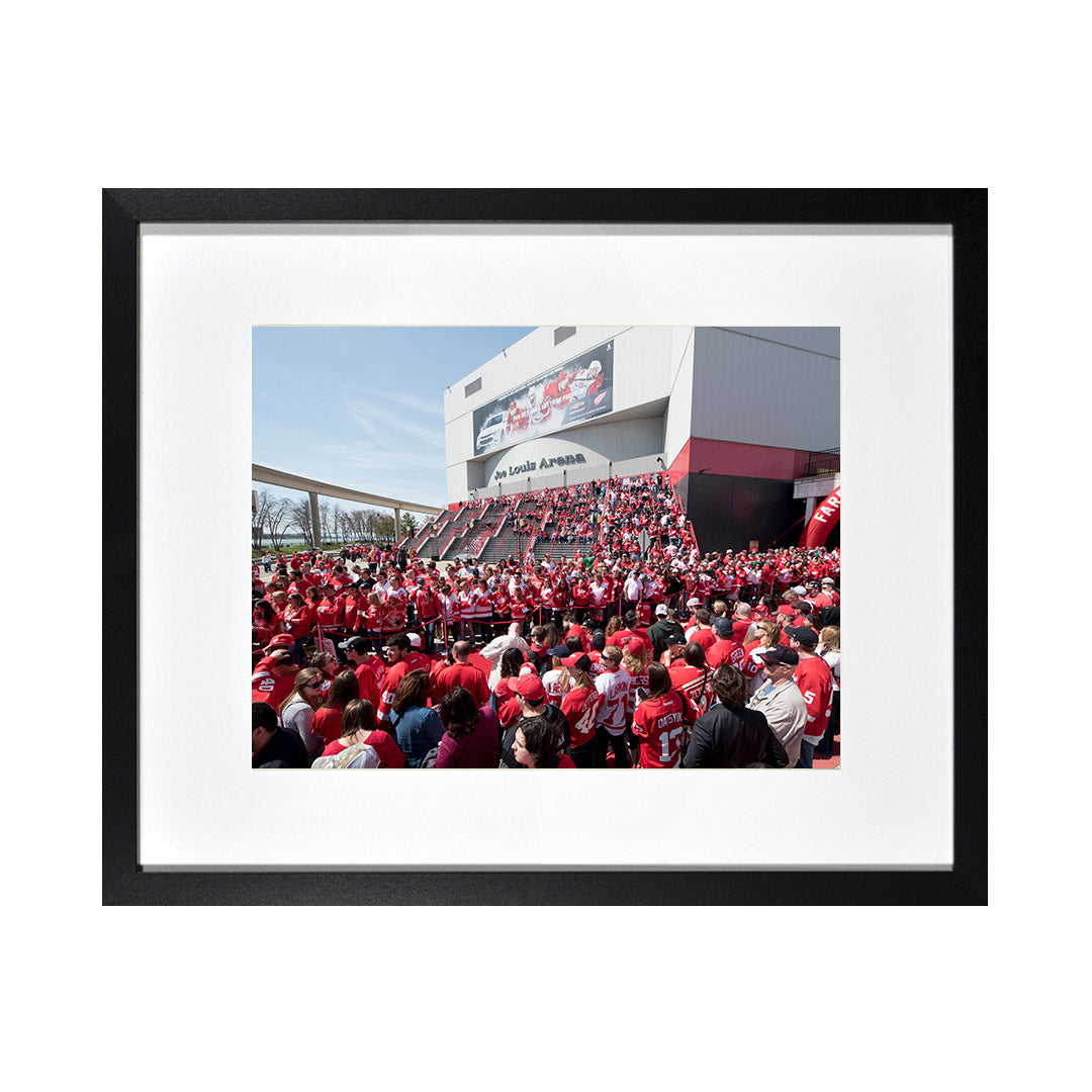 Framed Print Photos - JOE LOUIS ARENA LAST GAME – Detroit News Photography
