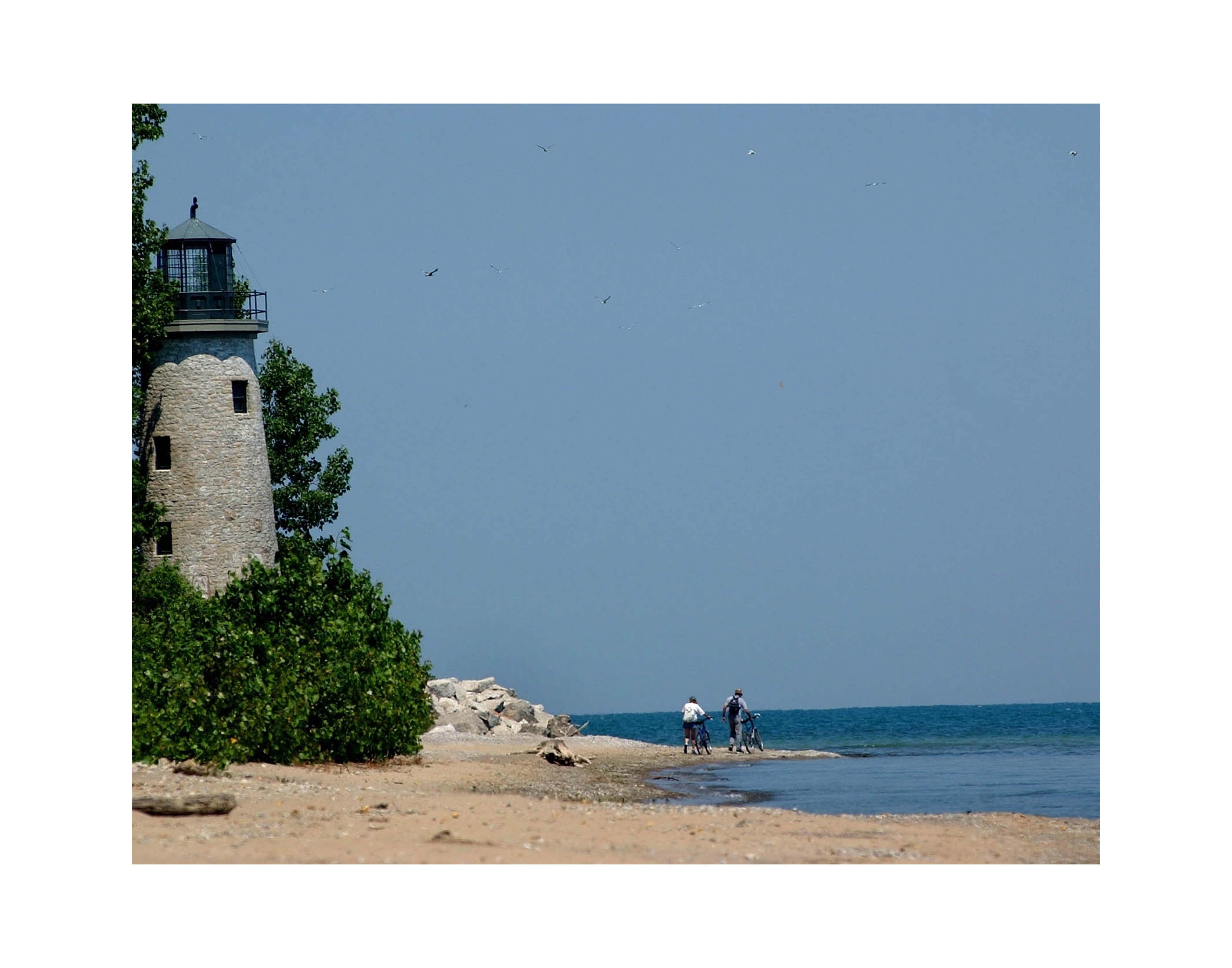 Photo Prints - PELEE ISLAND LIGHTHOUSE CANADA – Detroit News Photography